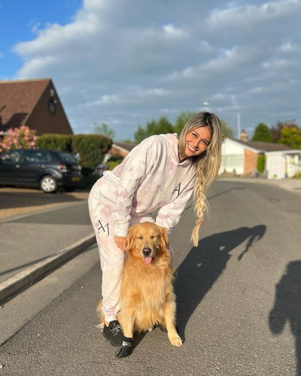 Natalia Belloli brinca sobre relação "a três" com Raphinha: ela, o ...